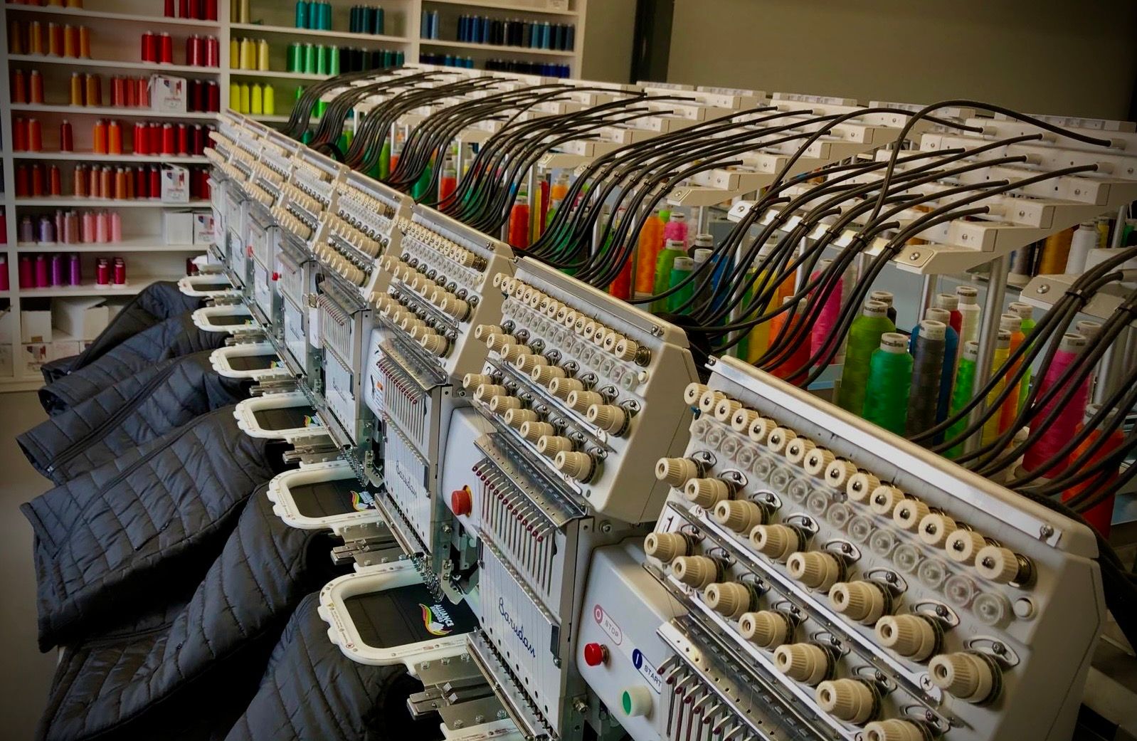 Broderie sur mesure: Logos et écussons personnalisés à Strasbourg