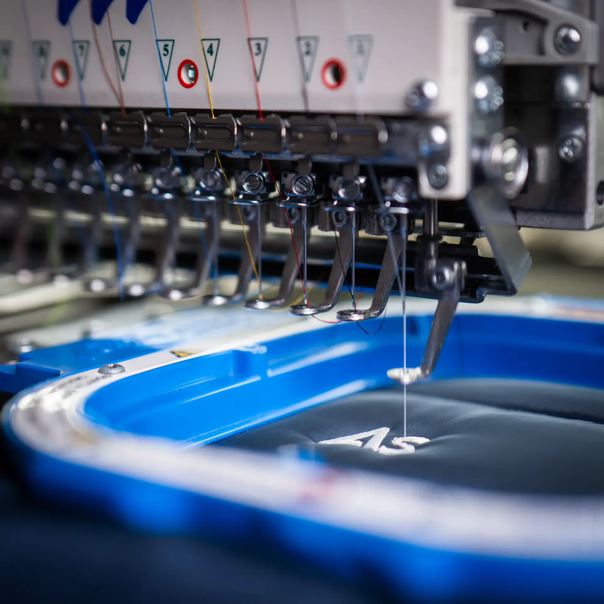 Broderie sur serviettes et textiles à Pessac près de Bordeaux